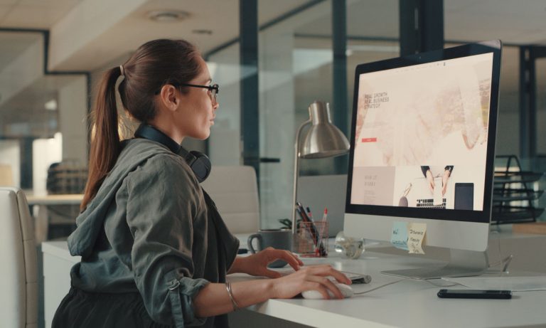 Pay Monthly Websites vs One Off Payment | Leblek